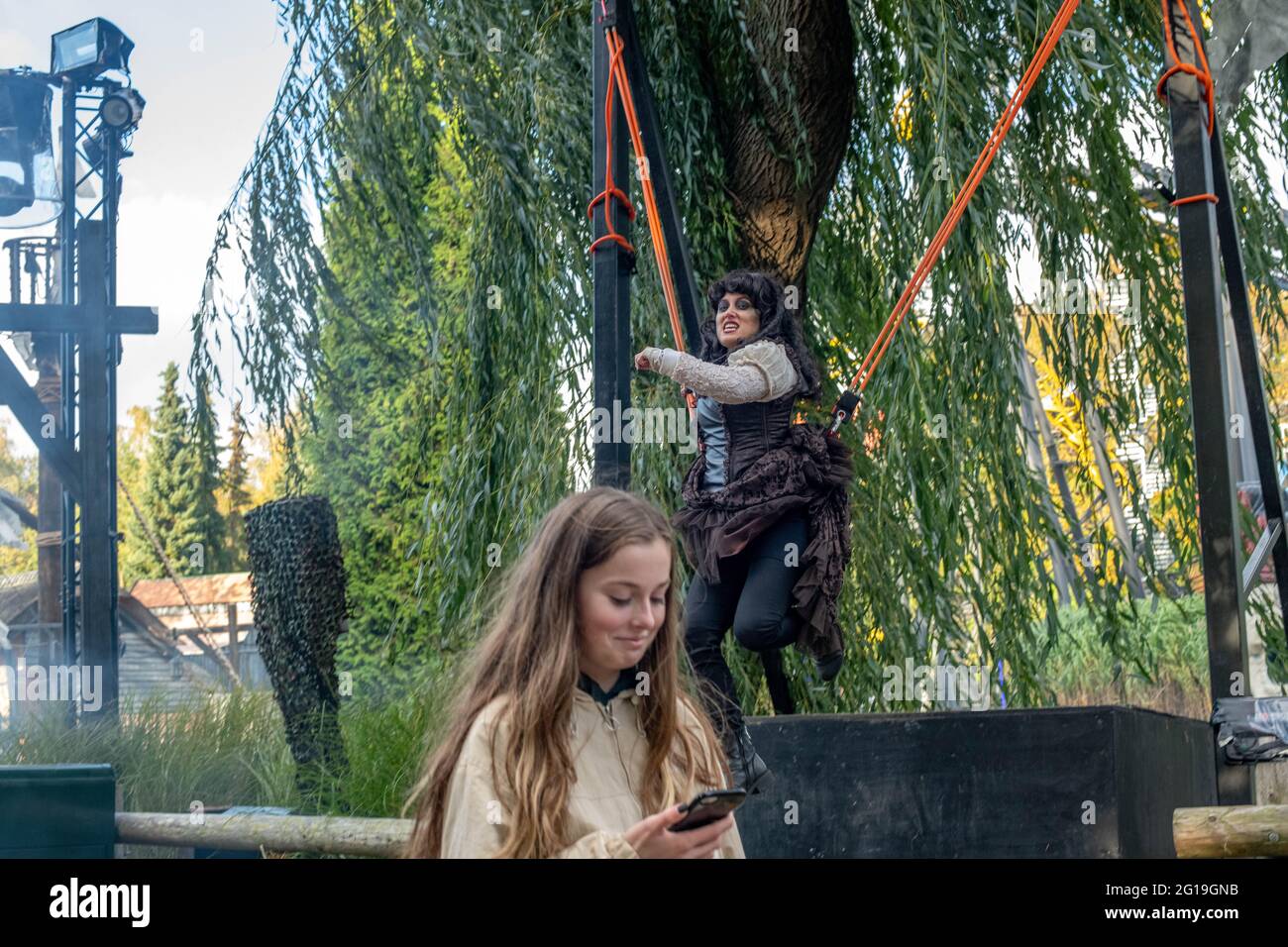 Scare Actors and Rides at Halloween Horror Nights, Walibi Holland The ...