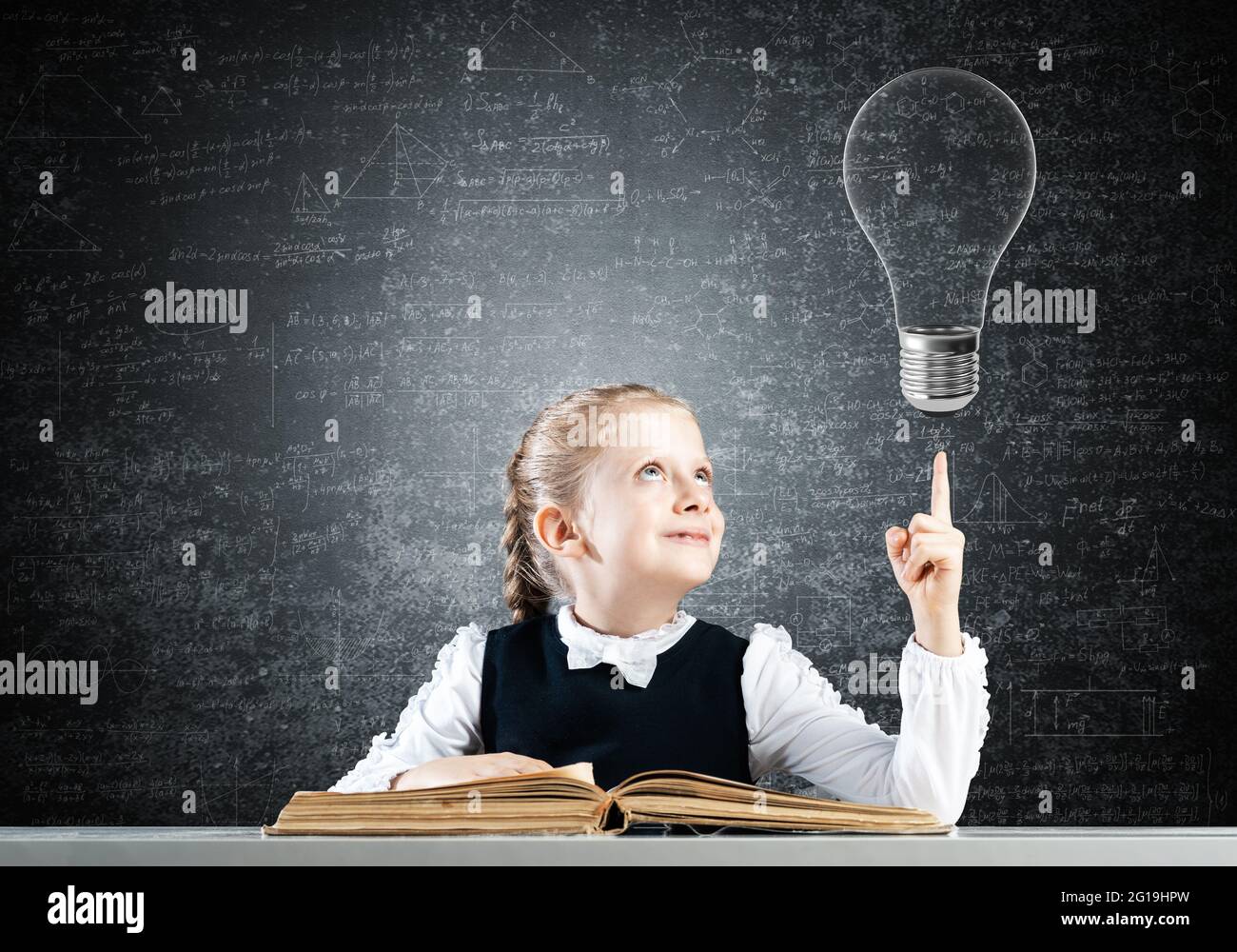 Little girl scientist with microscope Stock Photo - Alamy