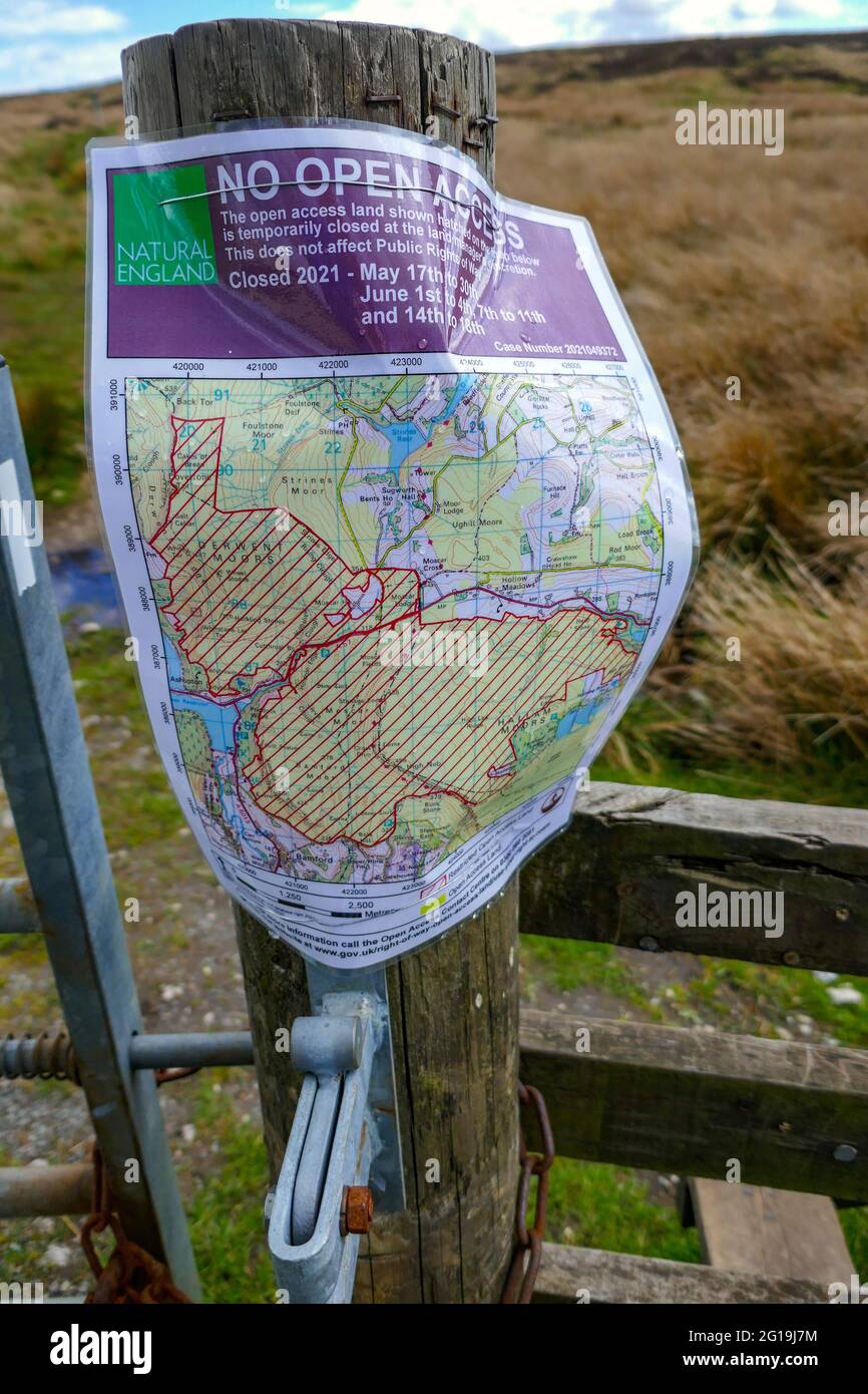 Sign showing no open access, grouse shooting, Peak District, National ...