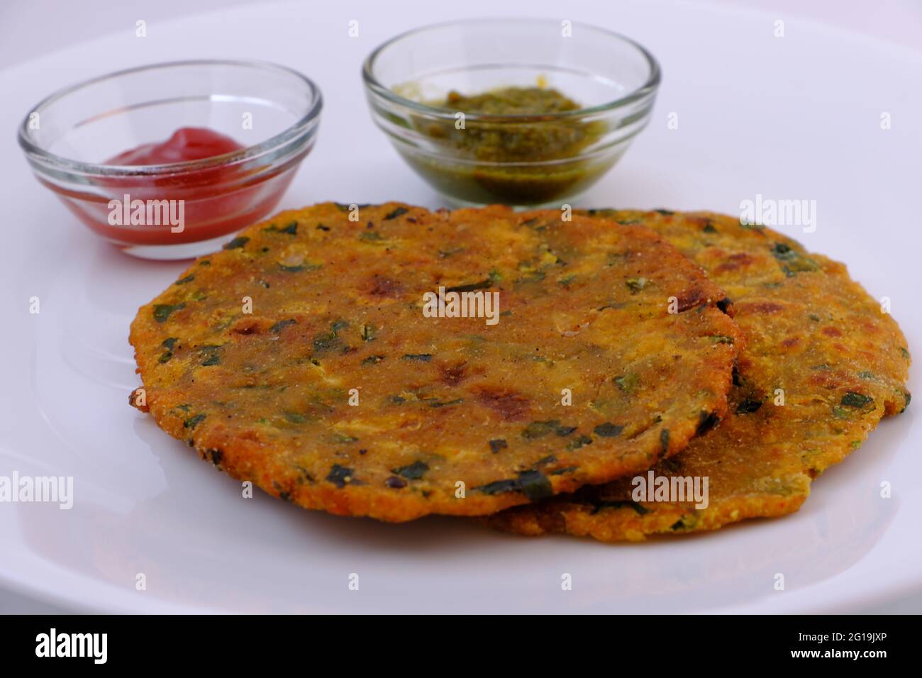 Variety of Indian flat bread thepla or paratha Stock Photo - Alamy