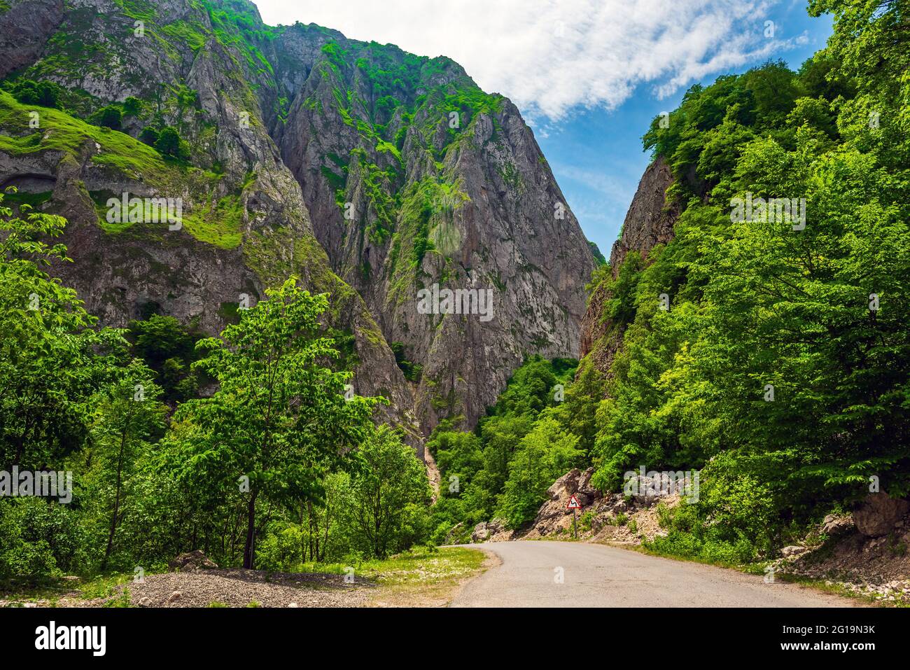Deep narrow gorge hi-res stock photography and images - Alamy