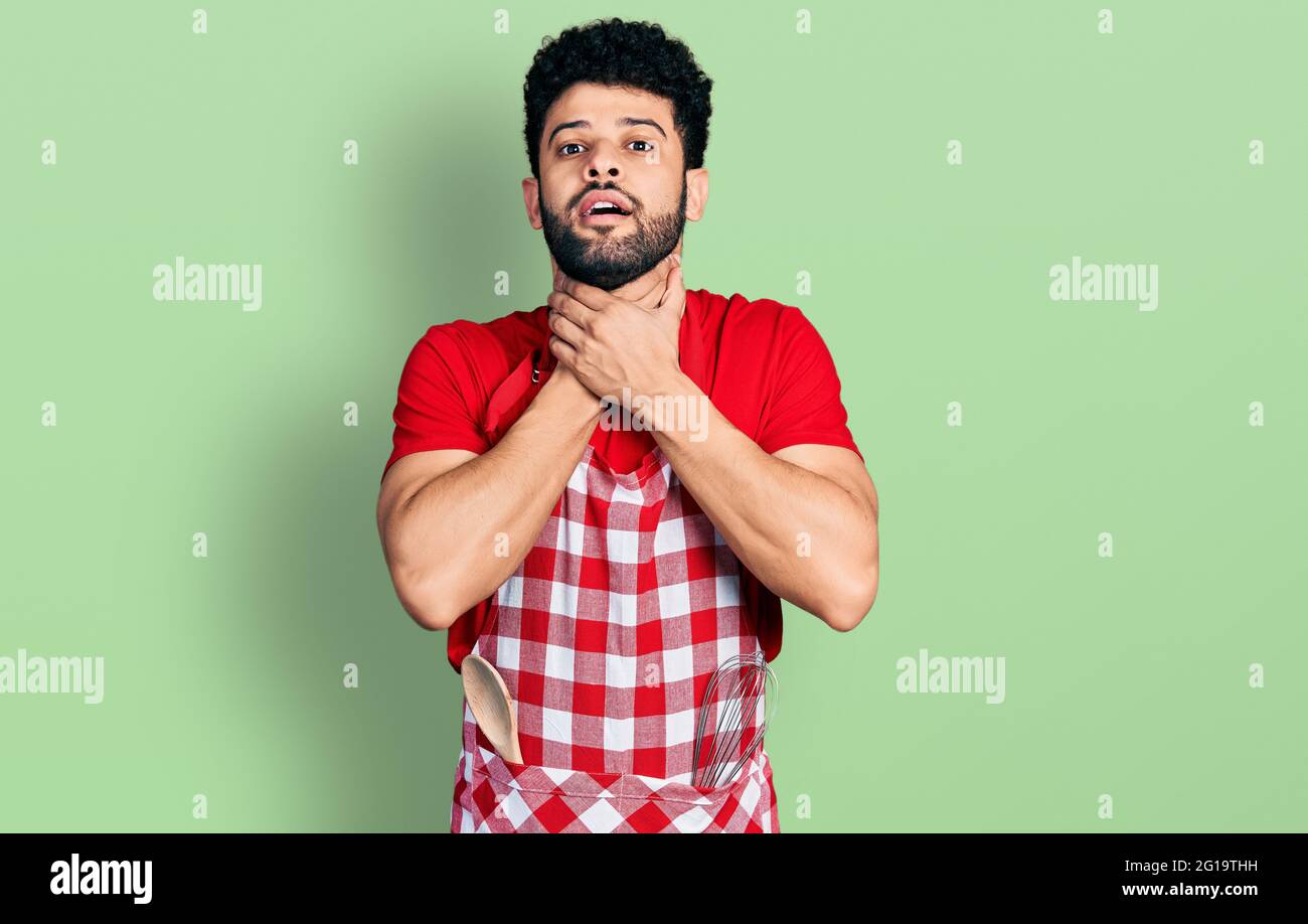 Man choking food hi-res stock photography and images - Alamy