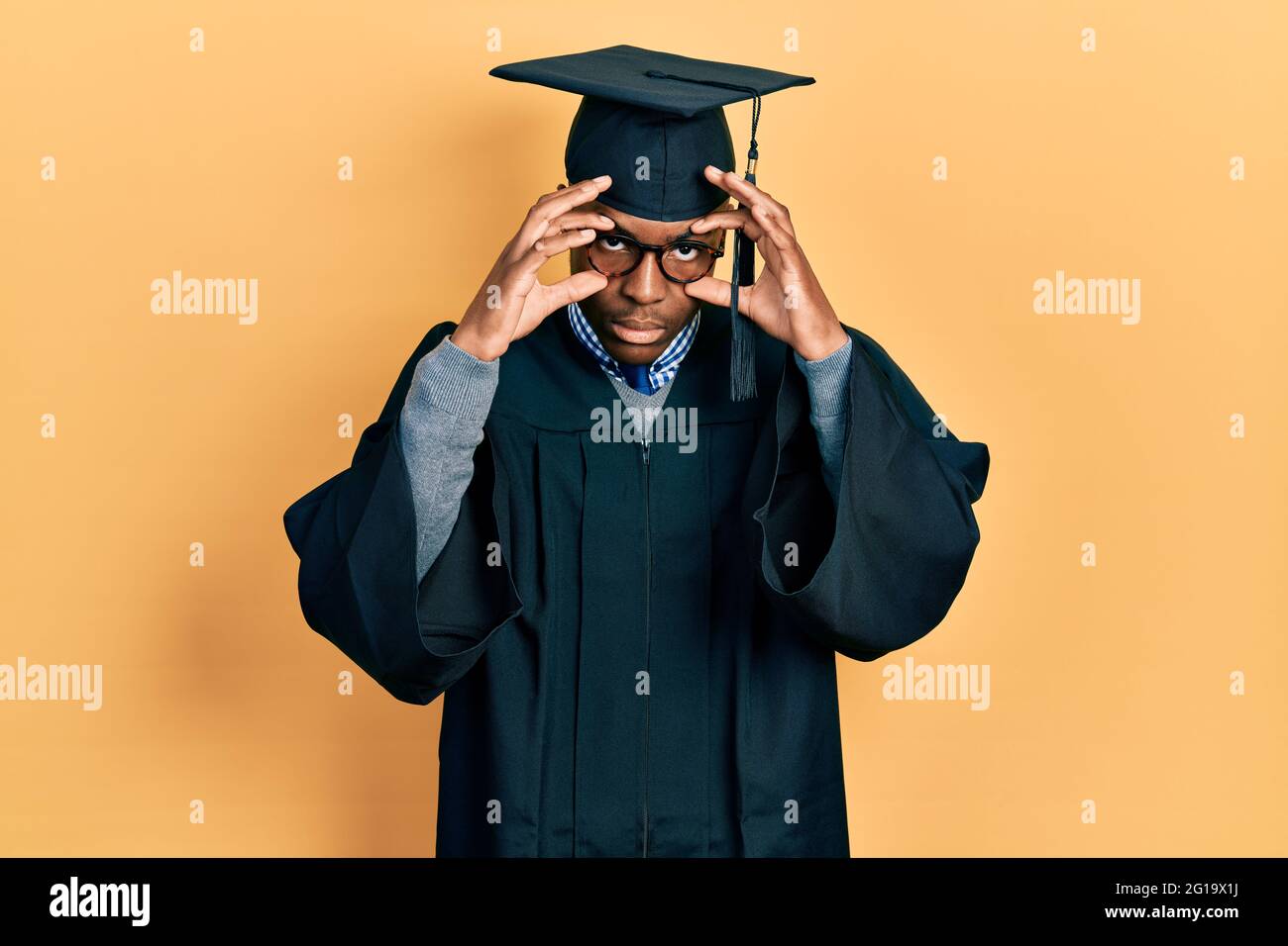 Graduation tired hi-res stock photography and images - Alamy