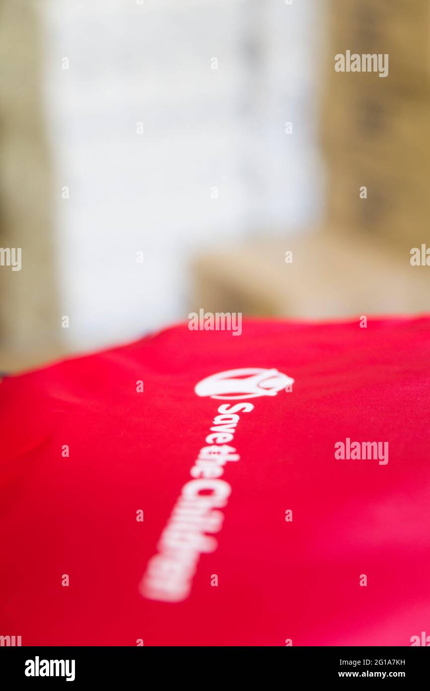 Save the children logo hi-res stock photography and images - Alamy