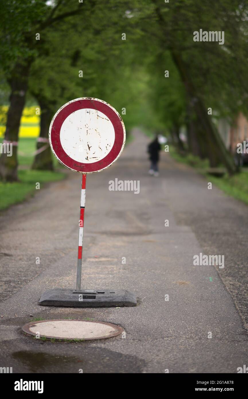 Limited movement hi-res stock photography and images - Alamy