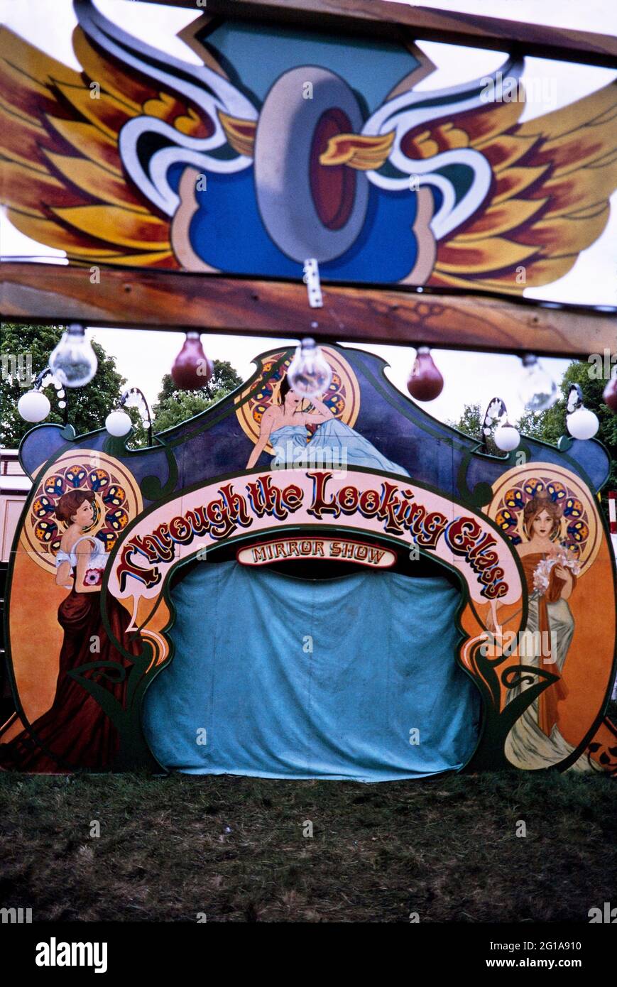 Funfair operator hi-res stock photography and images - Alamy