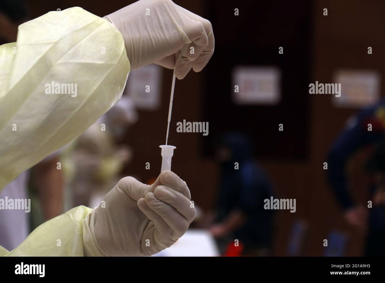 6 week test hi-res stock photography and images - Alamy