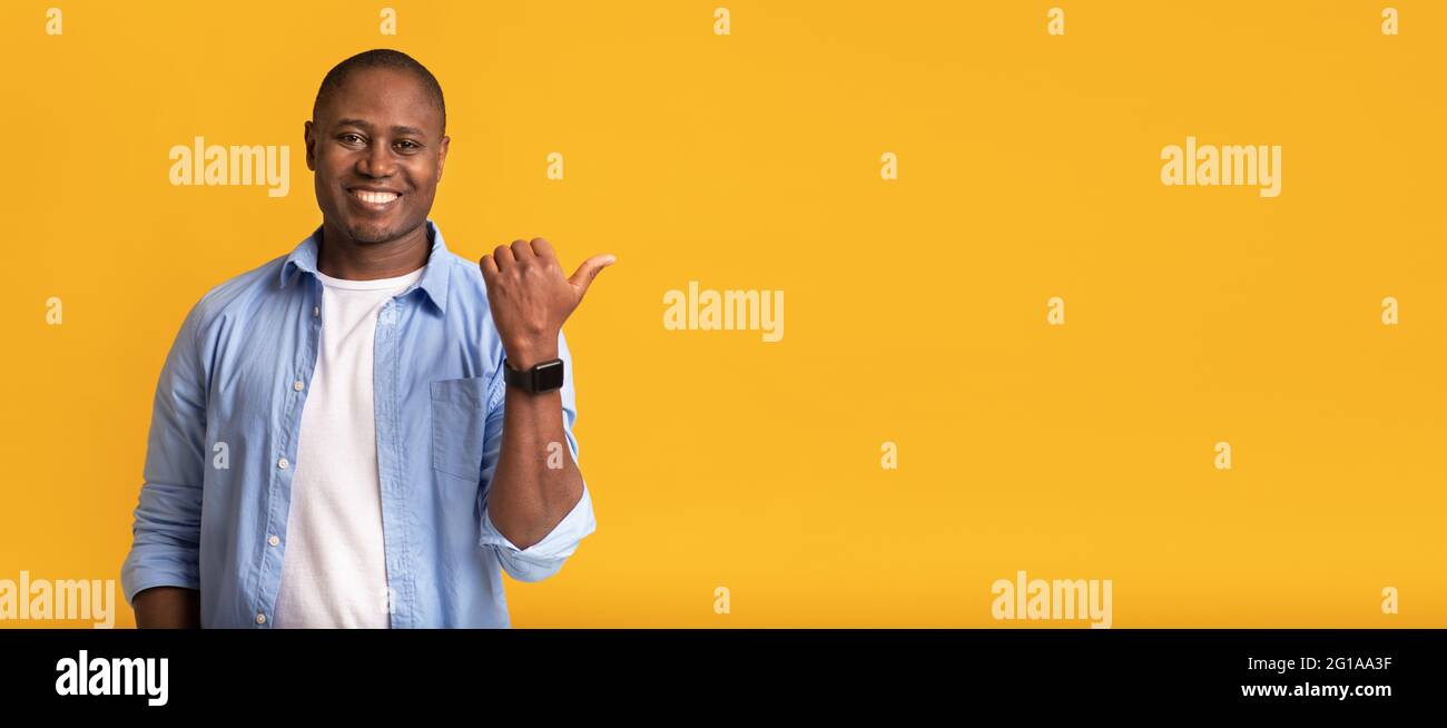Wow. Professional blogger recommendation, great ad, studio shot Stock ...