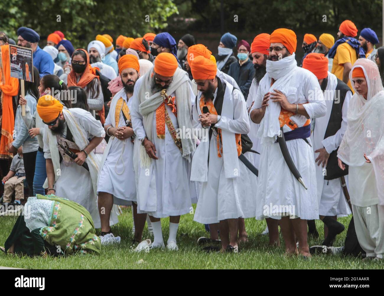 Sikhs remembering the massacre hi-res stock photography and images - Alamy