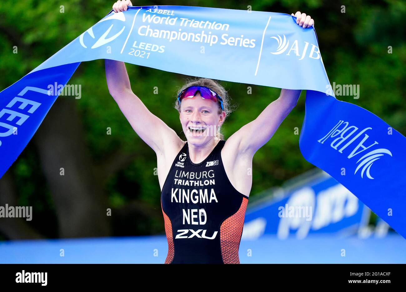 Netherlands Maya Kingma celebrates winning The AJ Bell 2021 World ...