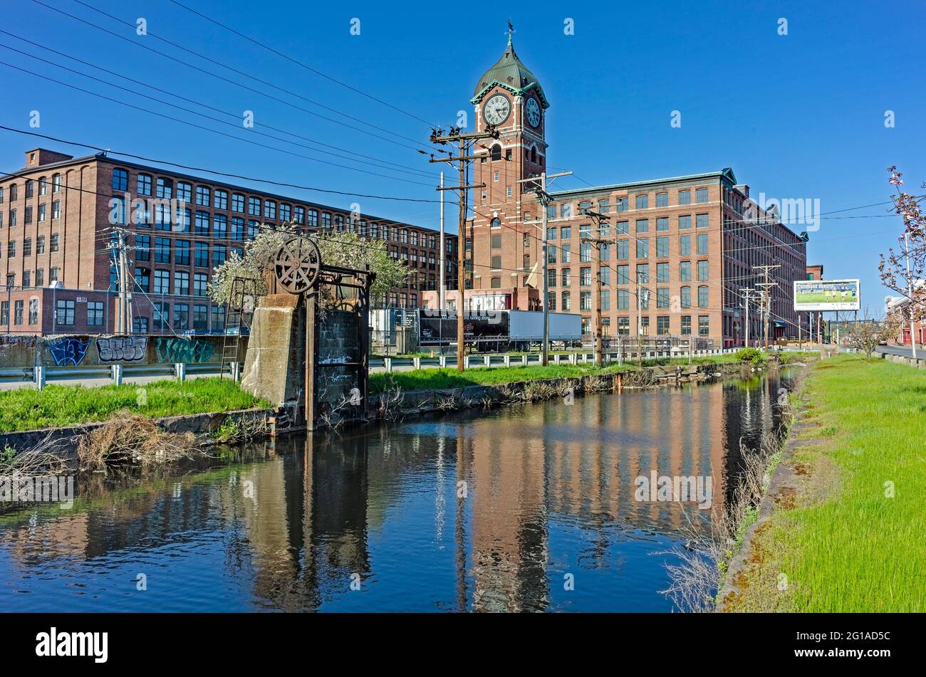 Ayer mill clock hi-res stock photography and images - Alamy