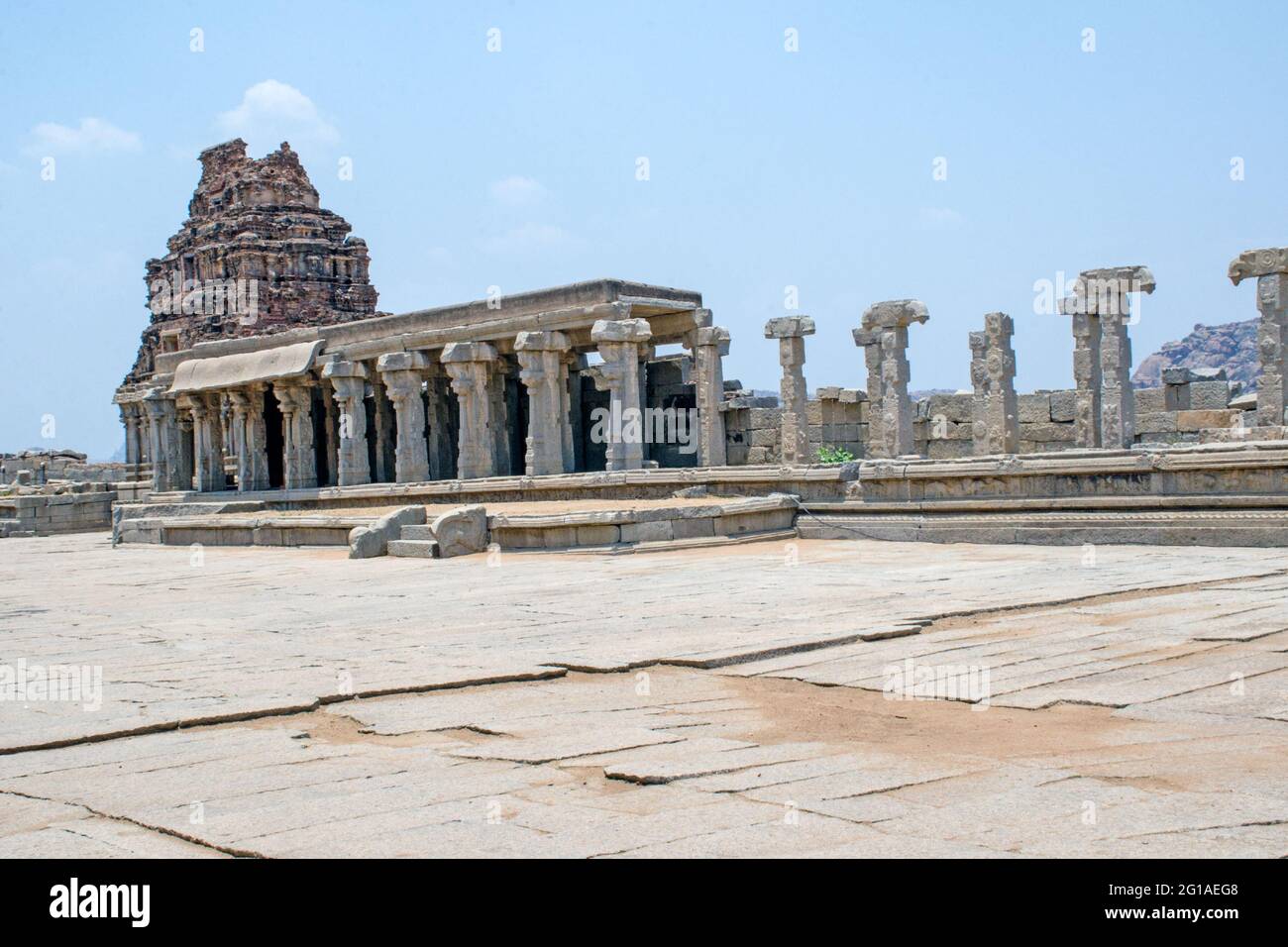 sri vijaya vittala temple hampi karnataka Stock Photo - Alamy