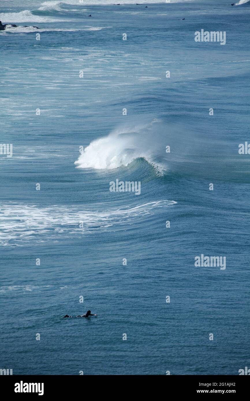 Big wave surfing hi-res stock photography and images - Alamy