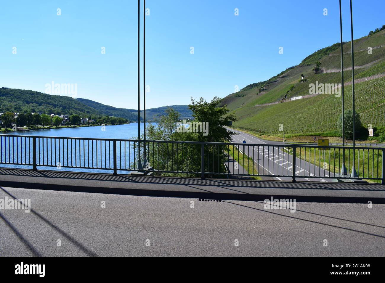 Mosel bridge Wehlen, Mosel valley Stock Photo - Alamy