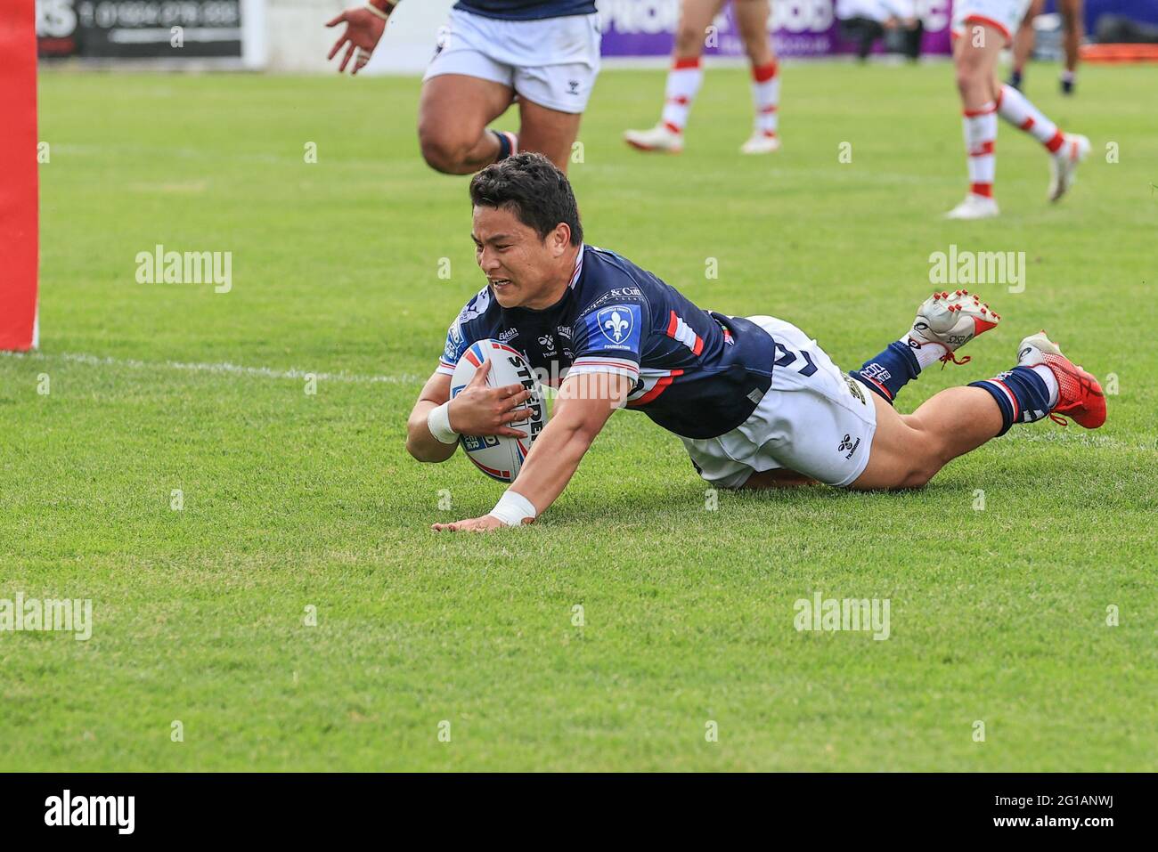 Wakefield, UK. 06th June, 2021. Mason Lino (7) of Wakefield Trinity ...