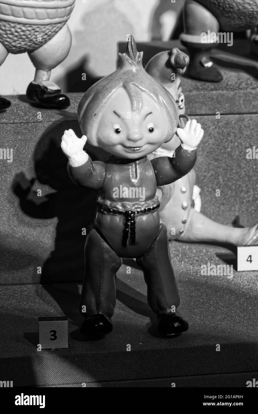 Dolls dolls Black and White Stock Photos & Images - Alamy