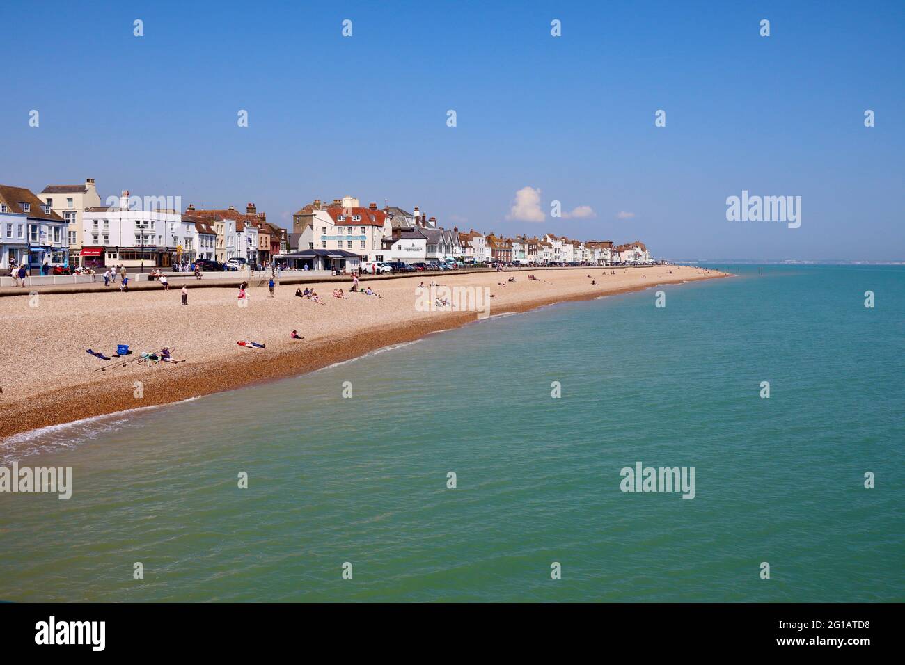 Deal kent seafront architecture hi-res stock photography and images - Alamy