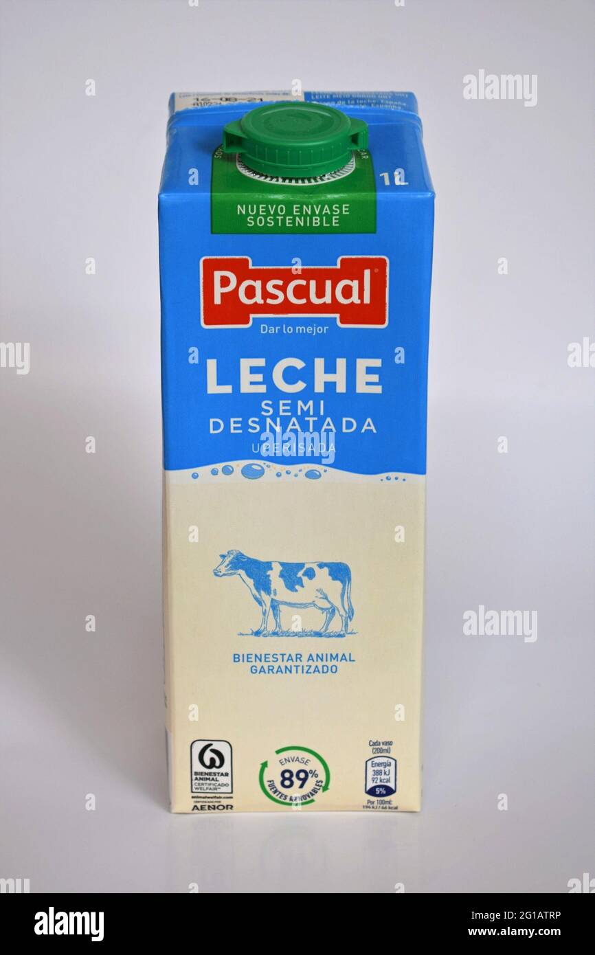 Pascual semi-skimmed milk Stock Photo - Alamy