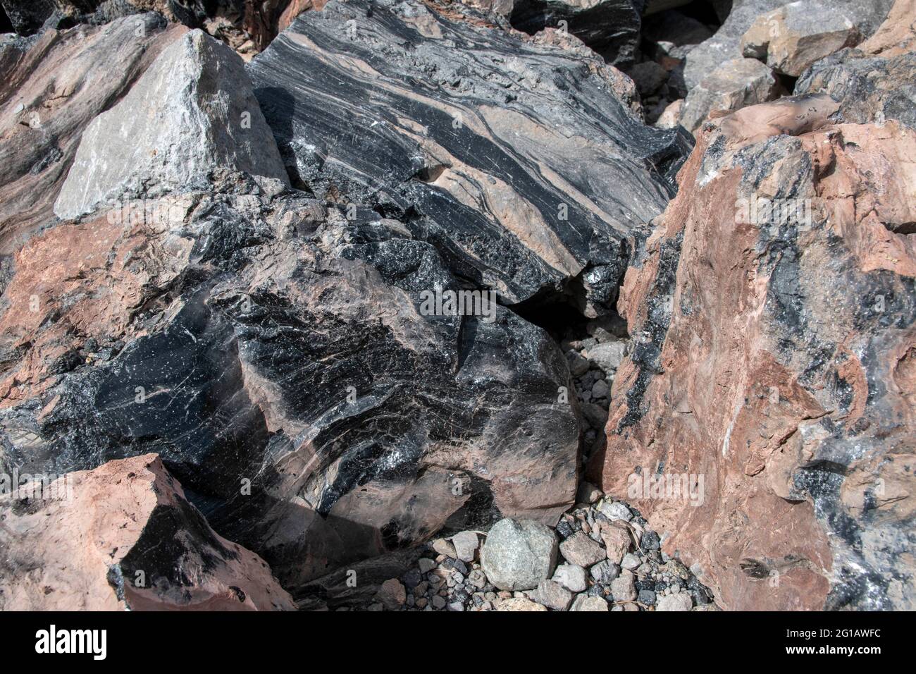 Obsidian Dome is a massive pile of shiny obsidian rock in the Eastern ...