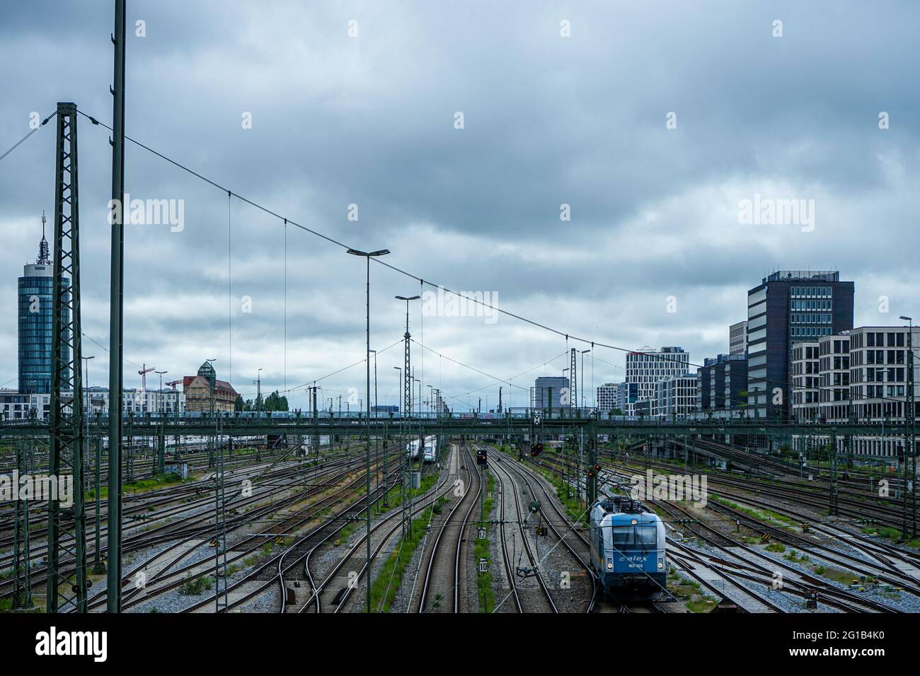 Munich hackerbrucke hi-res stock photography and images - Alamy