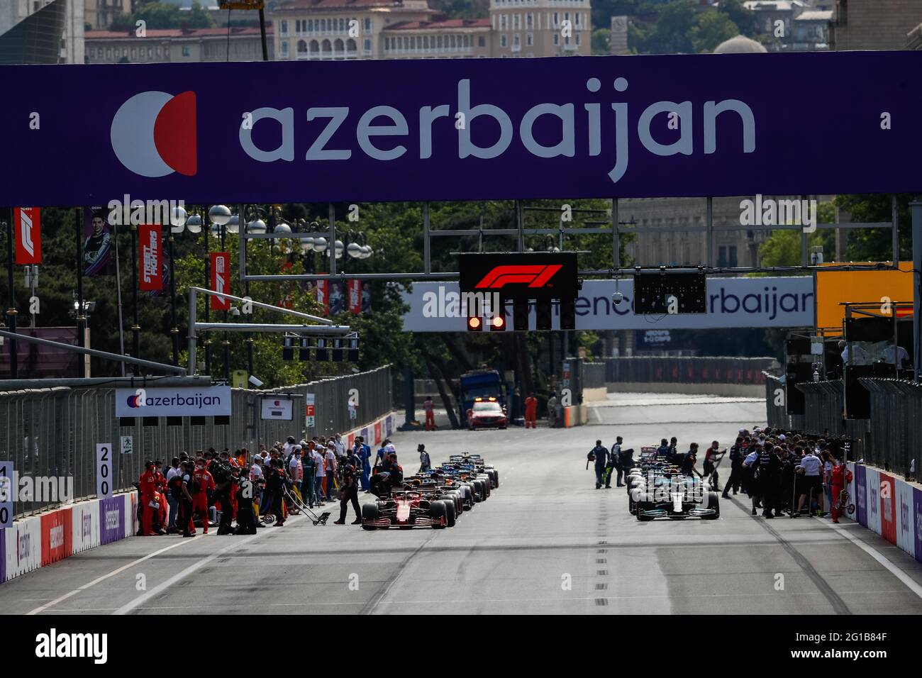 Baku, Azerbaijan. 6th June, 2021. starting grid, grille de depart ...