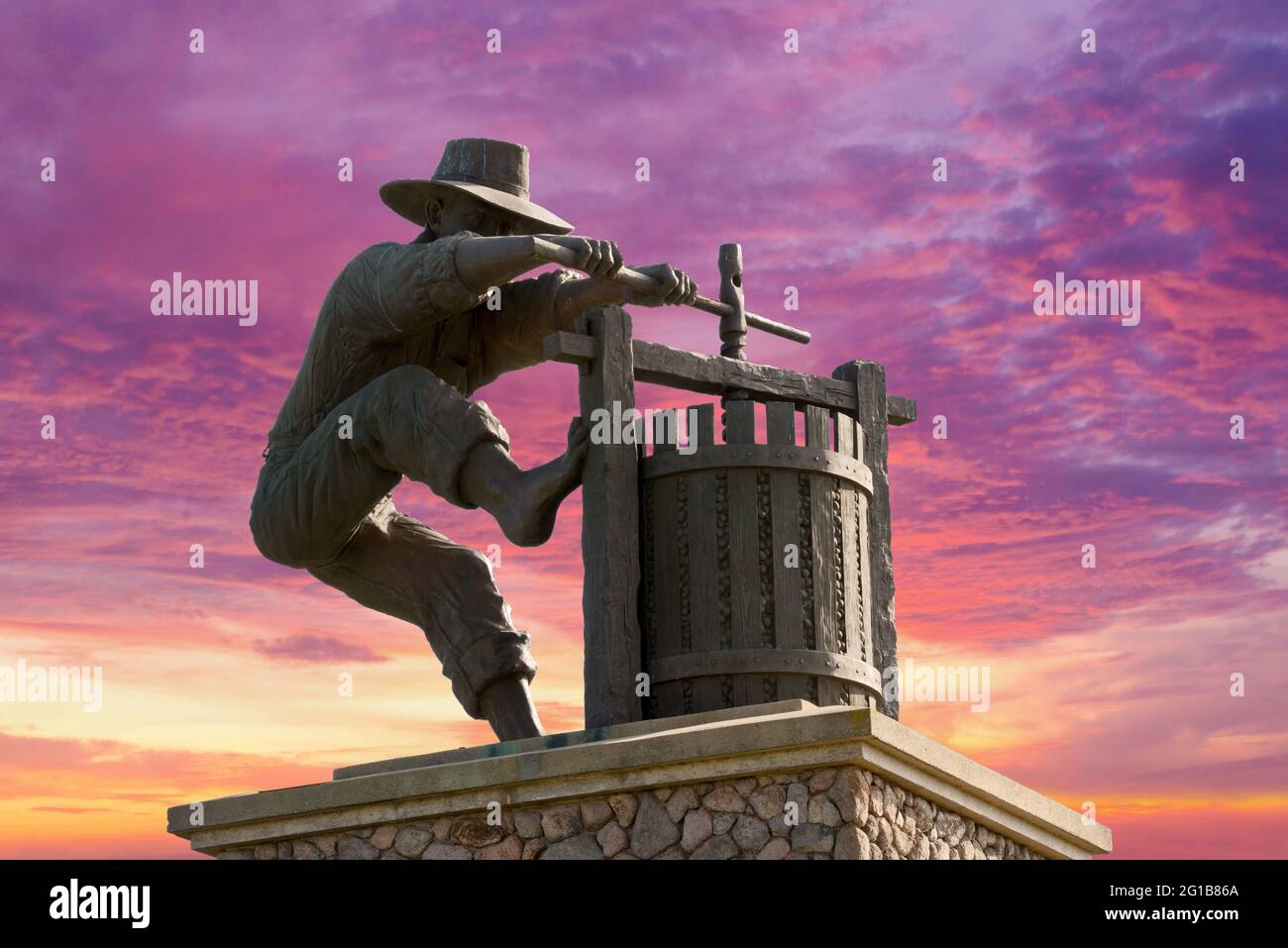 Famous Napa Valley Grape Crusher Statue, Monument and Wine colored ...