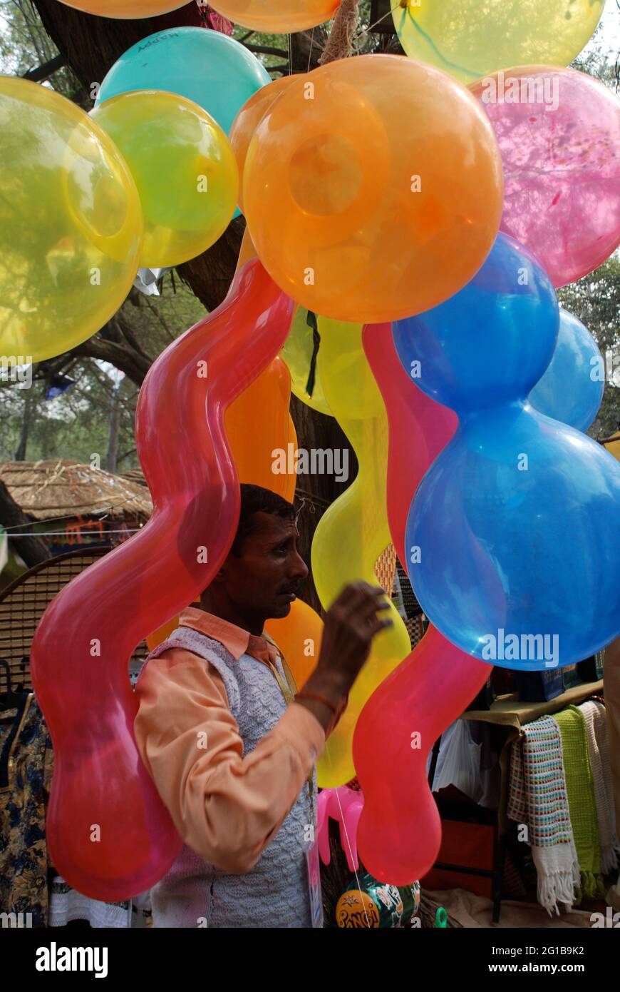 Balloons Seller India High Resolution Stock Photography and Images - Alamy