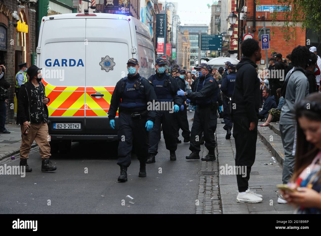 Gardai public order unit hi-res stock photography and images - Alamy