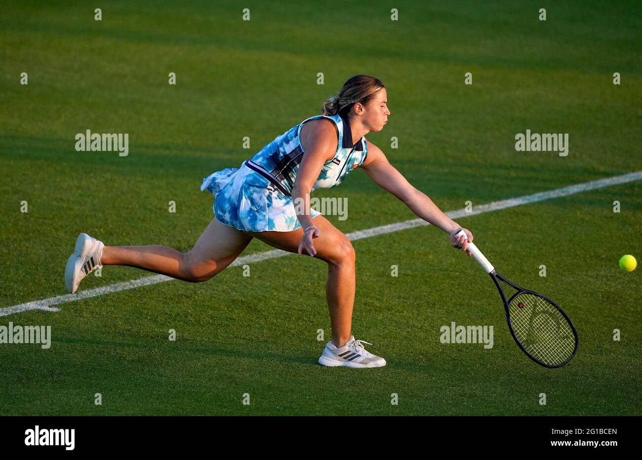 Sarah beth grey hi-res stock photography and images - Alamy