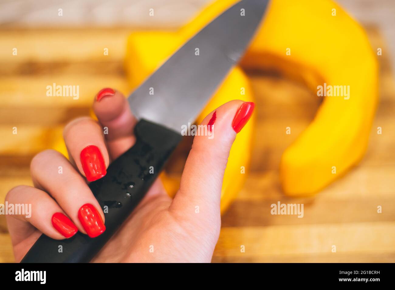 Hand cut blood bleeding hi-res stock photography and images - Alamy