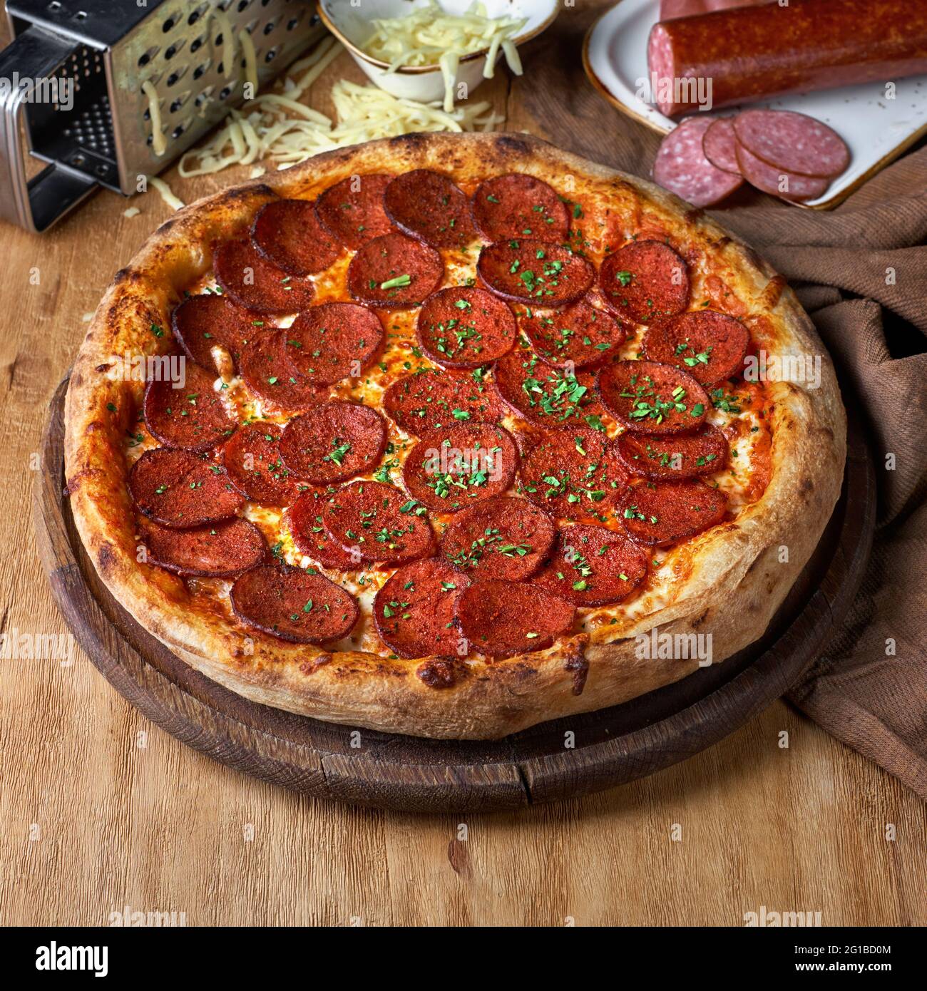 Pepperoni Pizza with Mozzarella cheese, salami, Tomatoes, pepper. Fast ...