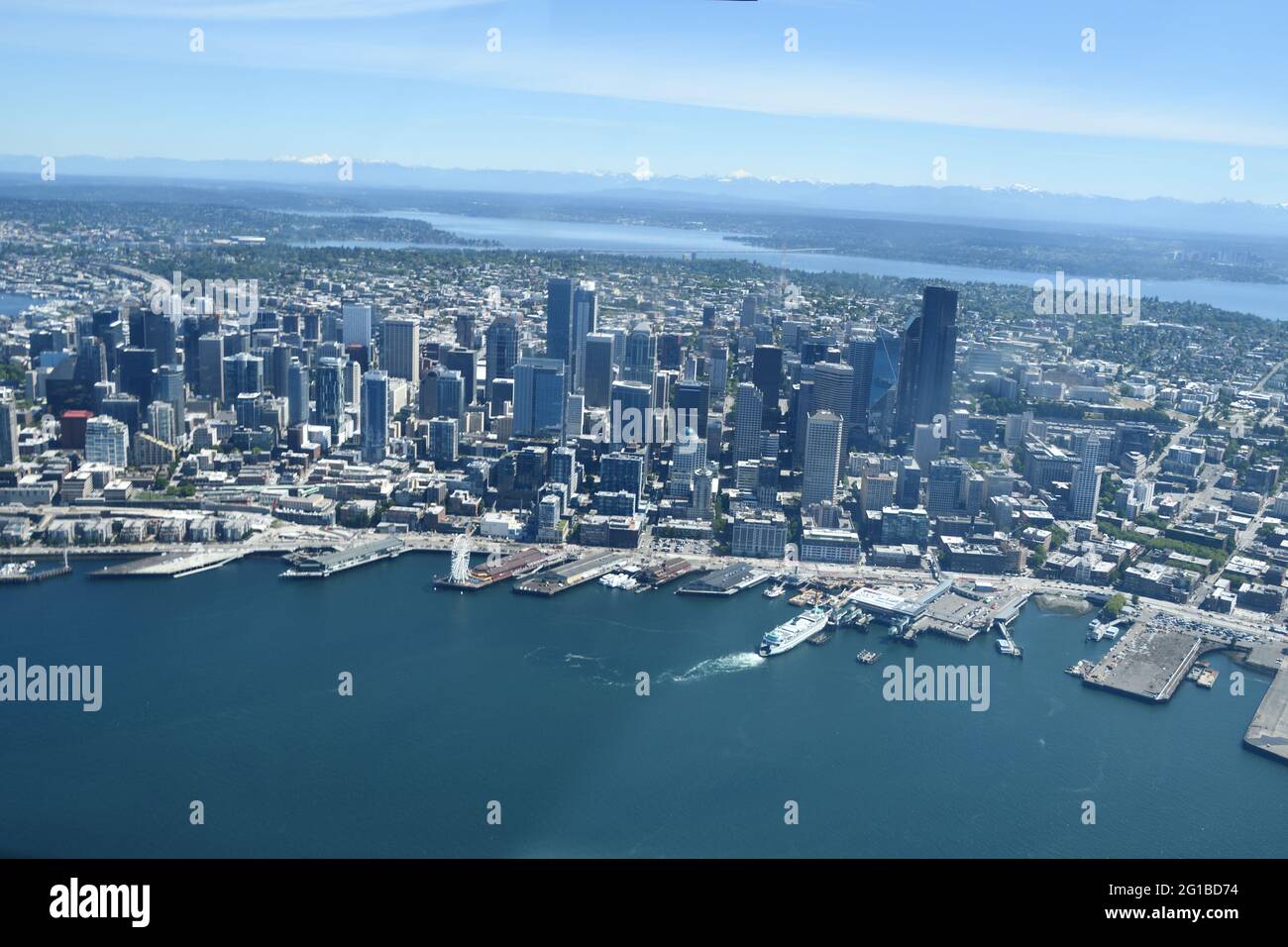 Aerial view of the Seattle Skyline Stock Photo - Alamy