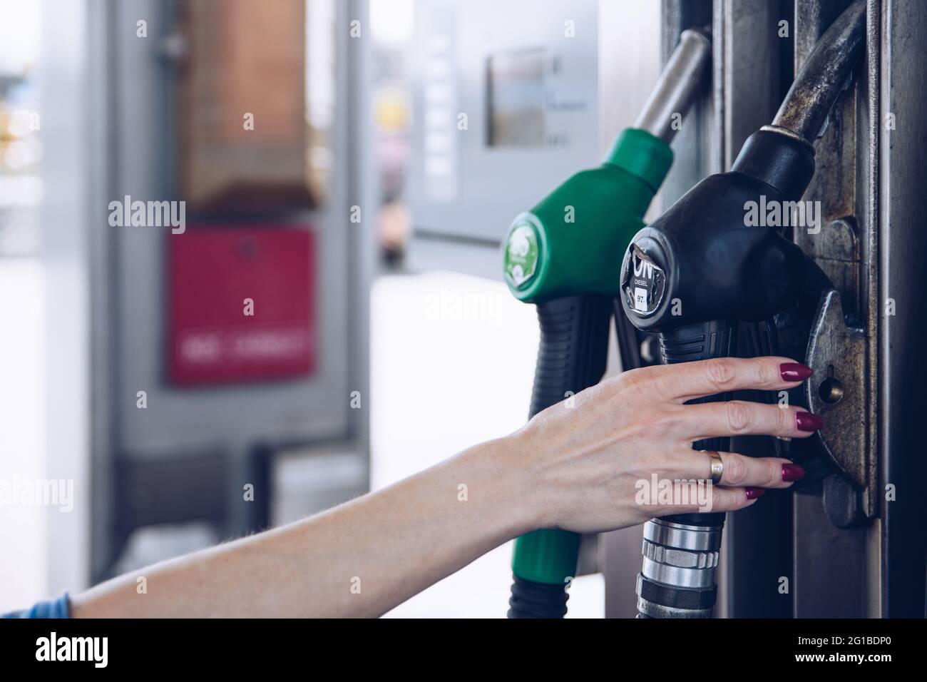 Benzene gas hi-res stock photography and images - Alamy