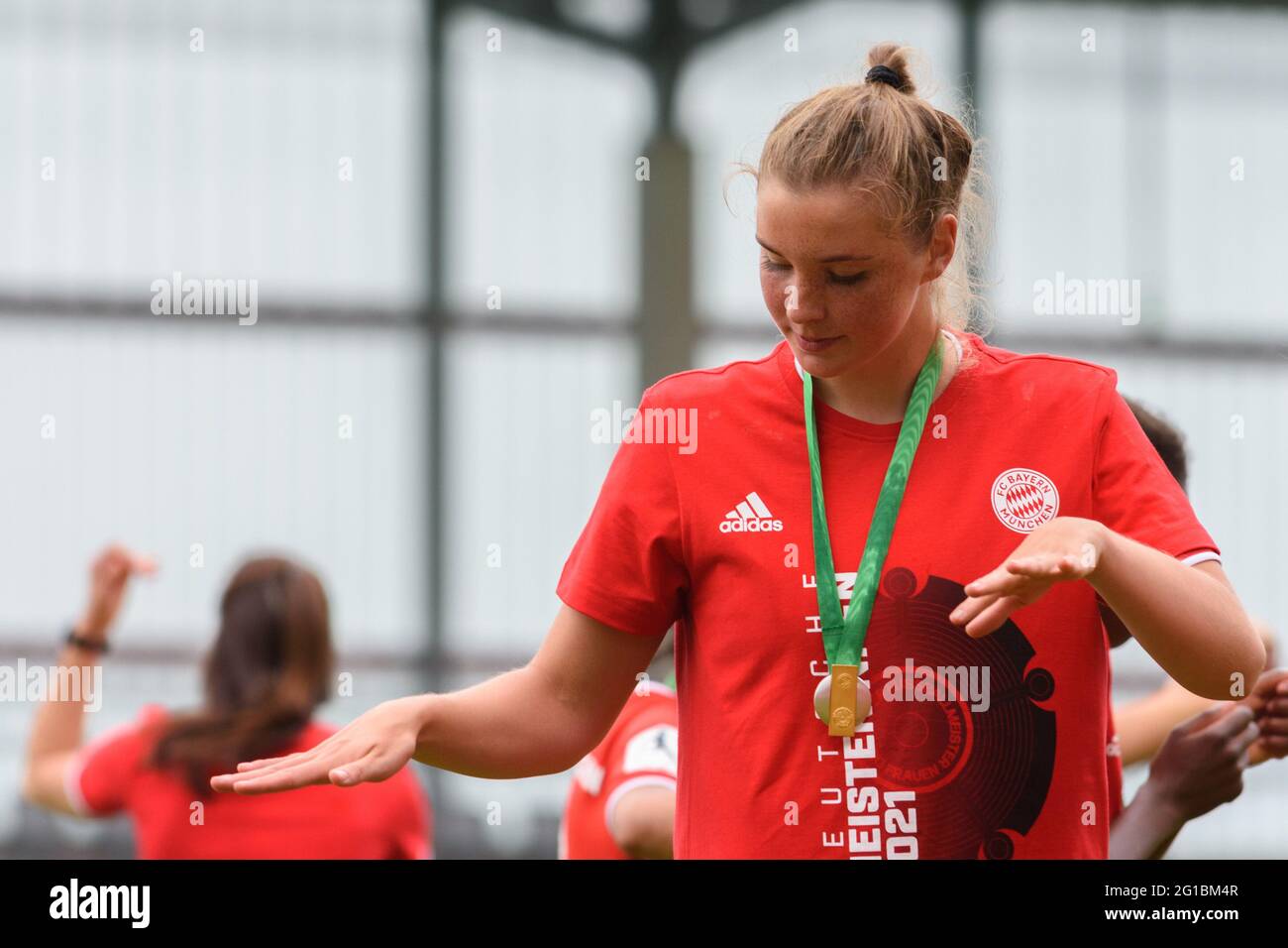 Munich, Germany. 06th June, 2021. Karolina Lea Vilhjalmsdottir (23 FC Bayern Munich) with the ...