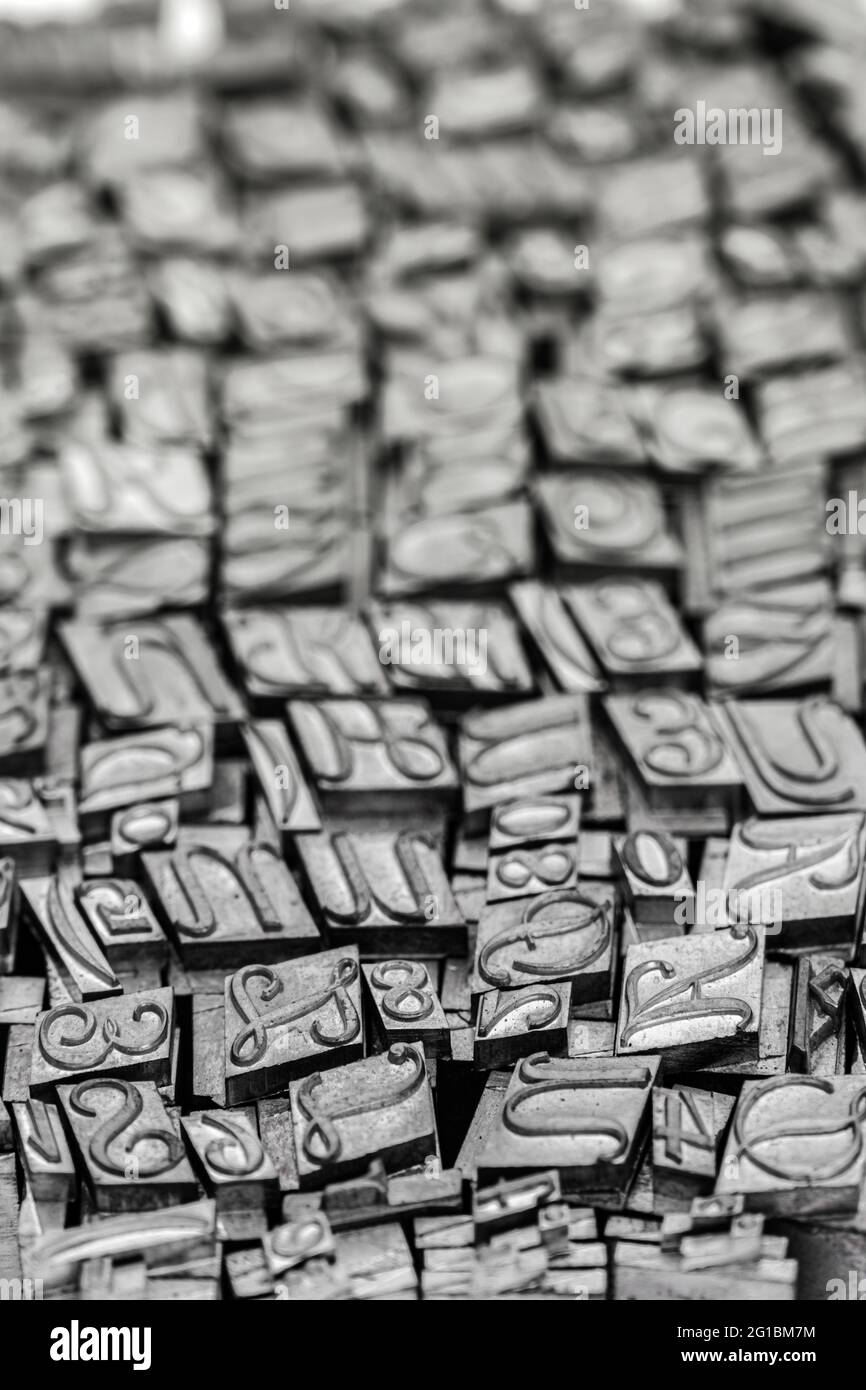 A vintage letterpress alphabet and numbers Stock Photo - Alamy
