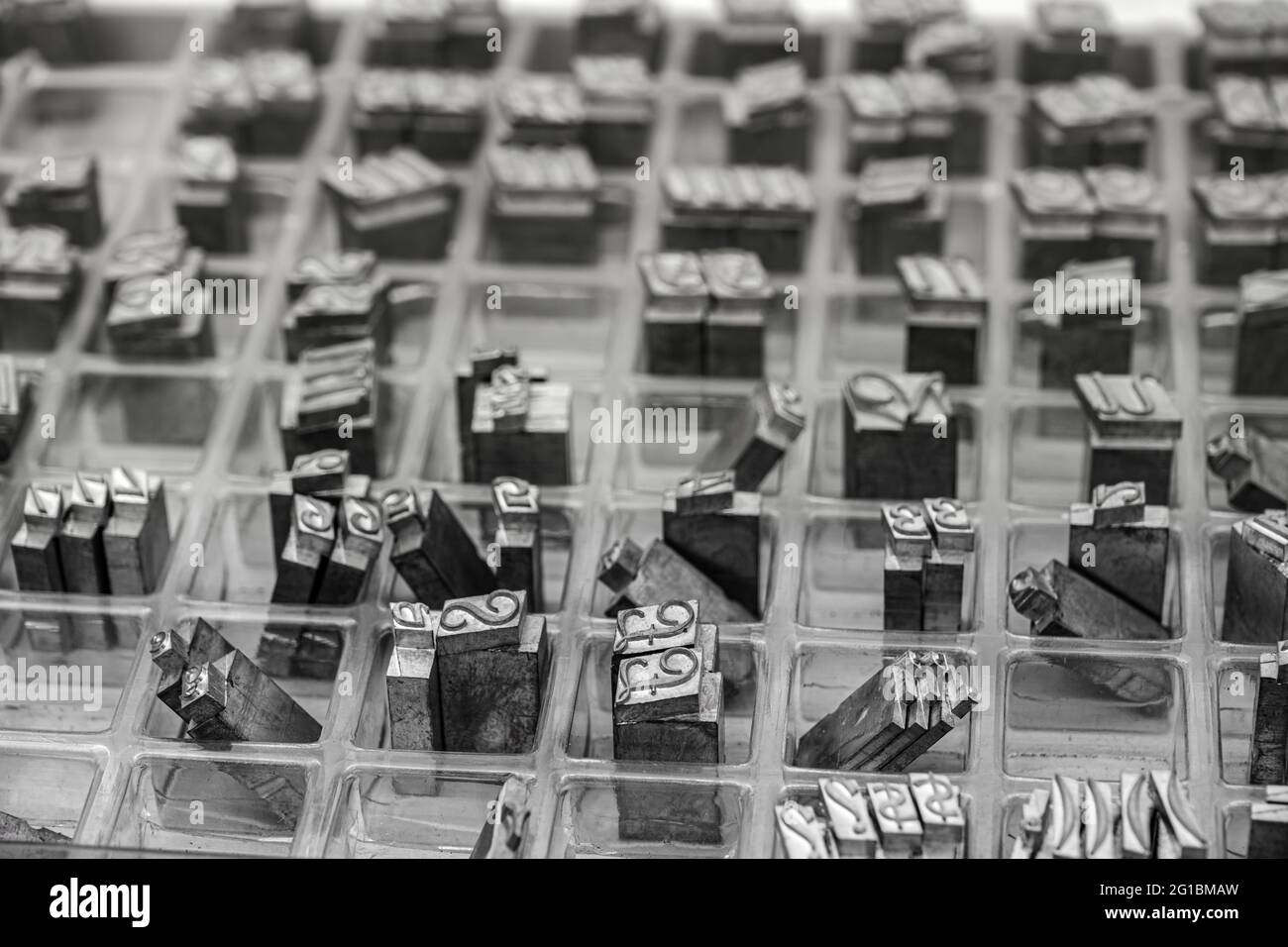 A vintage letterpress alphabet and numbers Stock Photo - Alamy