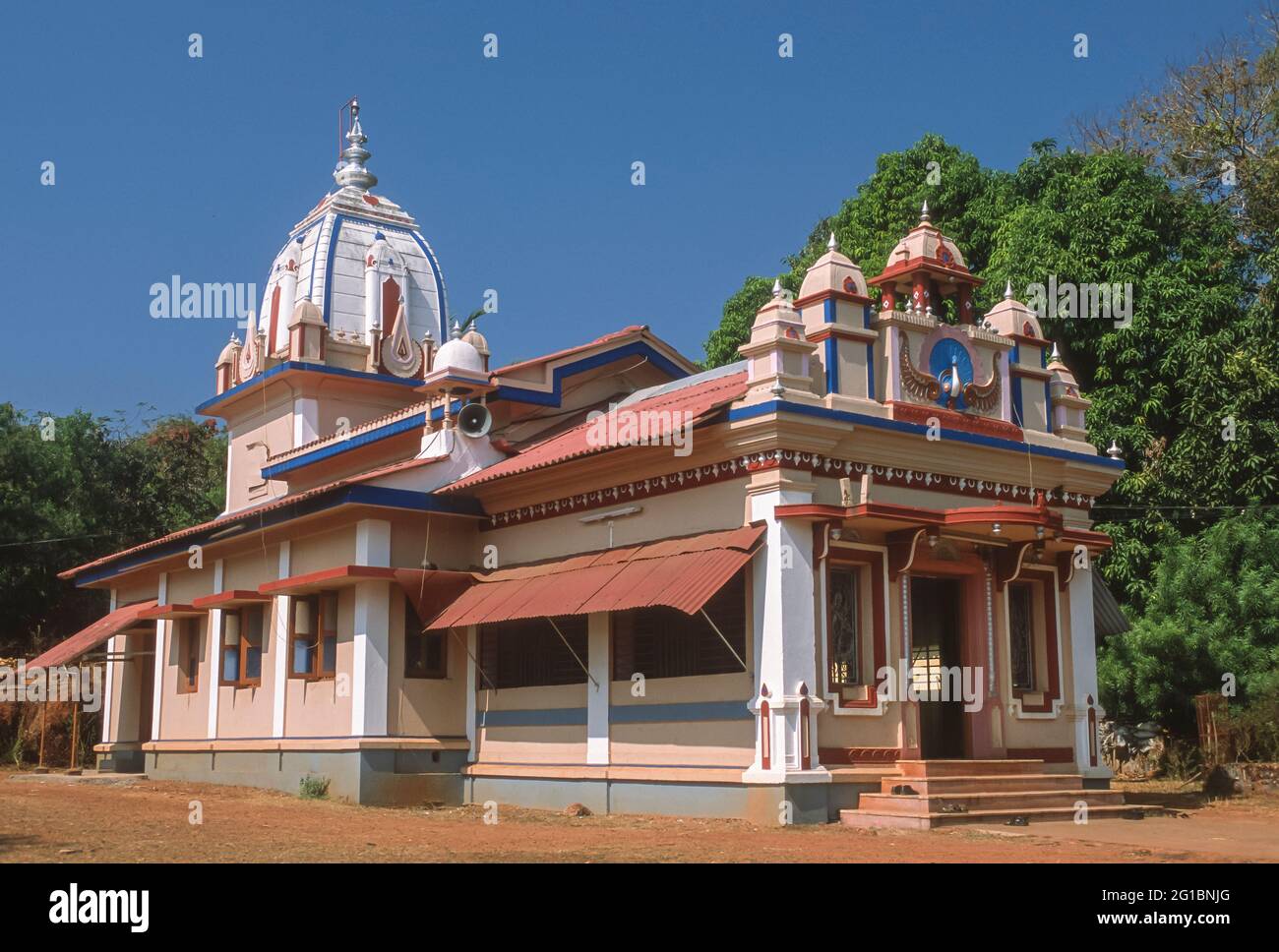 PONDA, GOA STATE, INDIA - Hindu temple to Ganesh Stock Photo - Alamy
