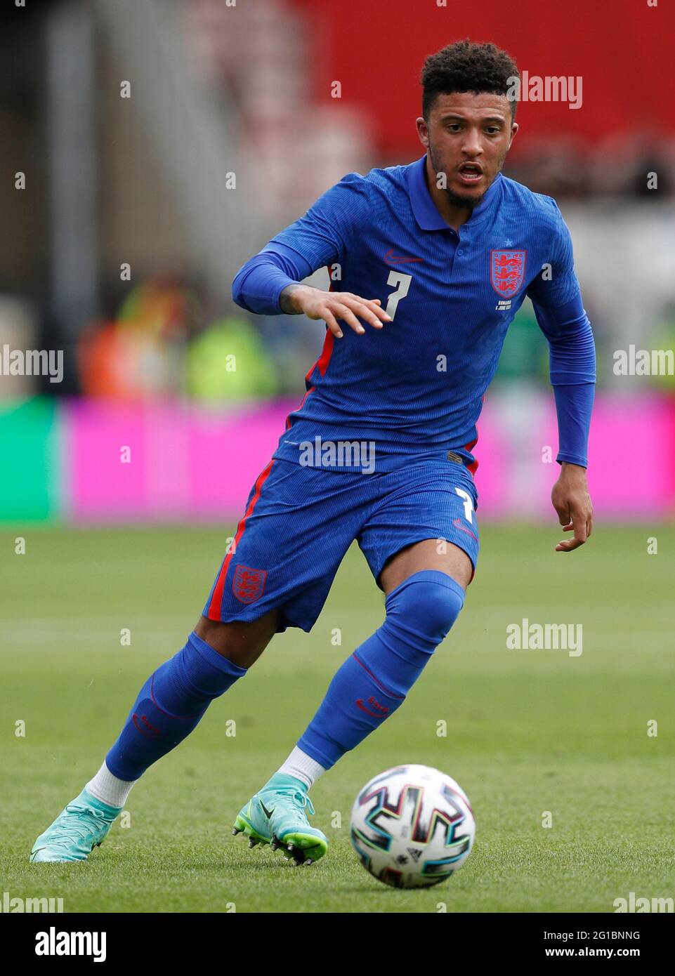 Jadon sancho hi-res stock photography and images - Alamy
