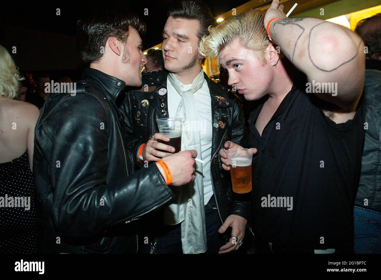 Rock 'n' roll 50's hi-res stock photography and images - Alamy