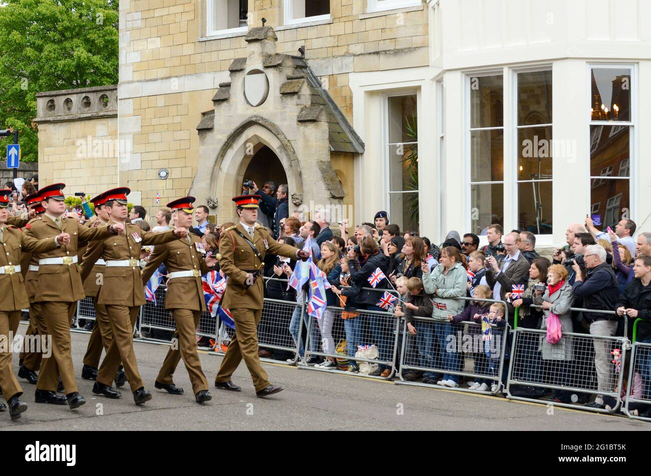 British military marching hi-res stock photography and images - Alamy