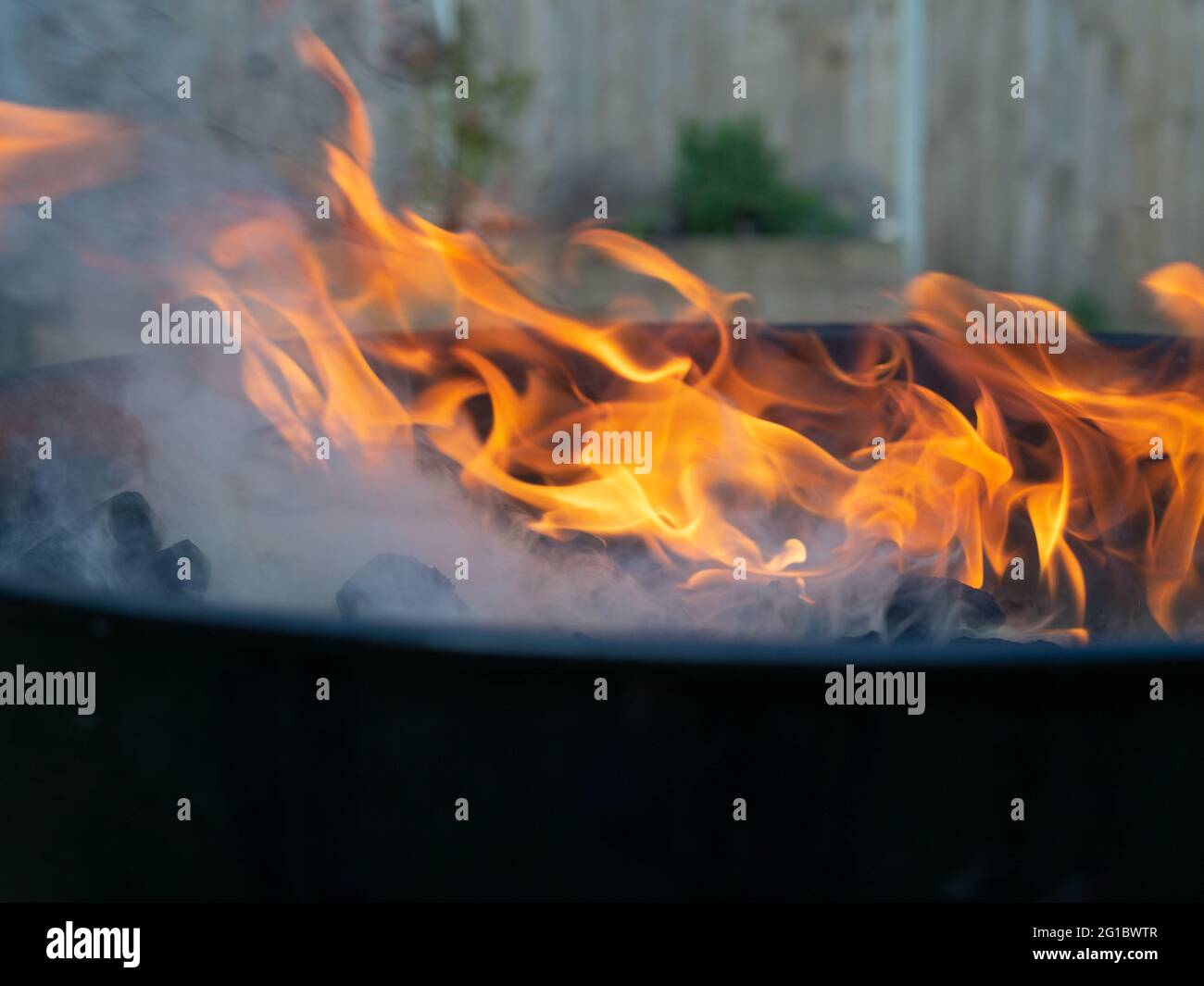 Lapping flames hi-res stock photography and images - Alamy