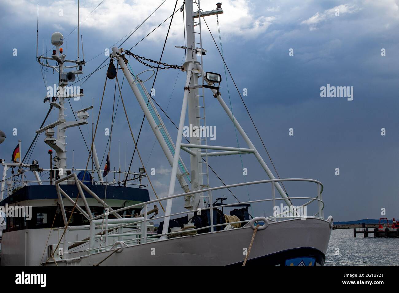 German flag on ship hi-res stock photography and images - Alamy