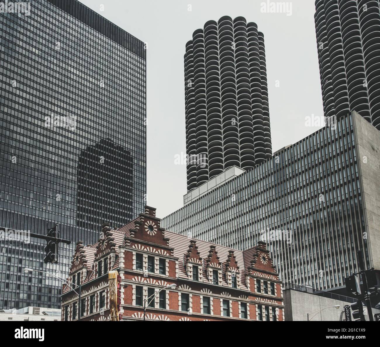 Modern Buildings in Chicago. Architecture detais of Chicago, skyline ...