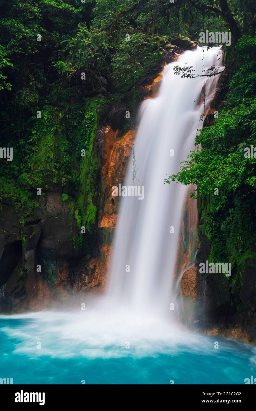 Rio Celeste Waterfall, Tenorio Volcano National Park, Guanacaste ...