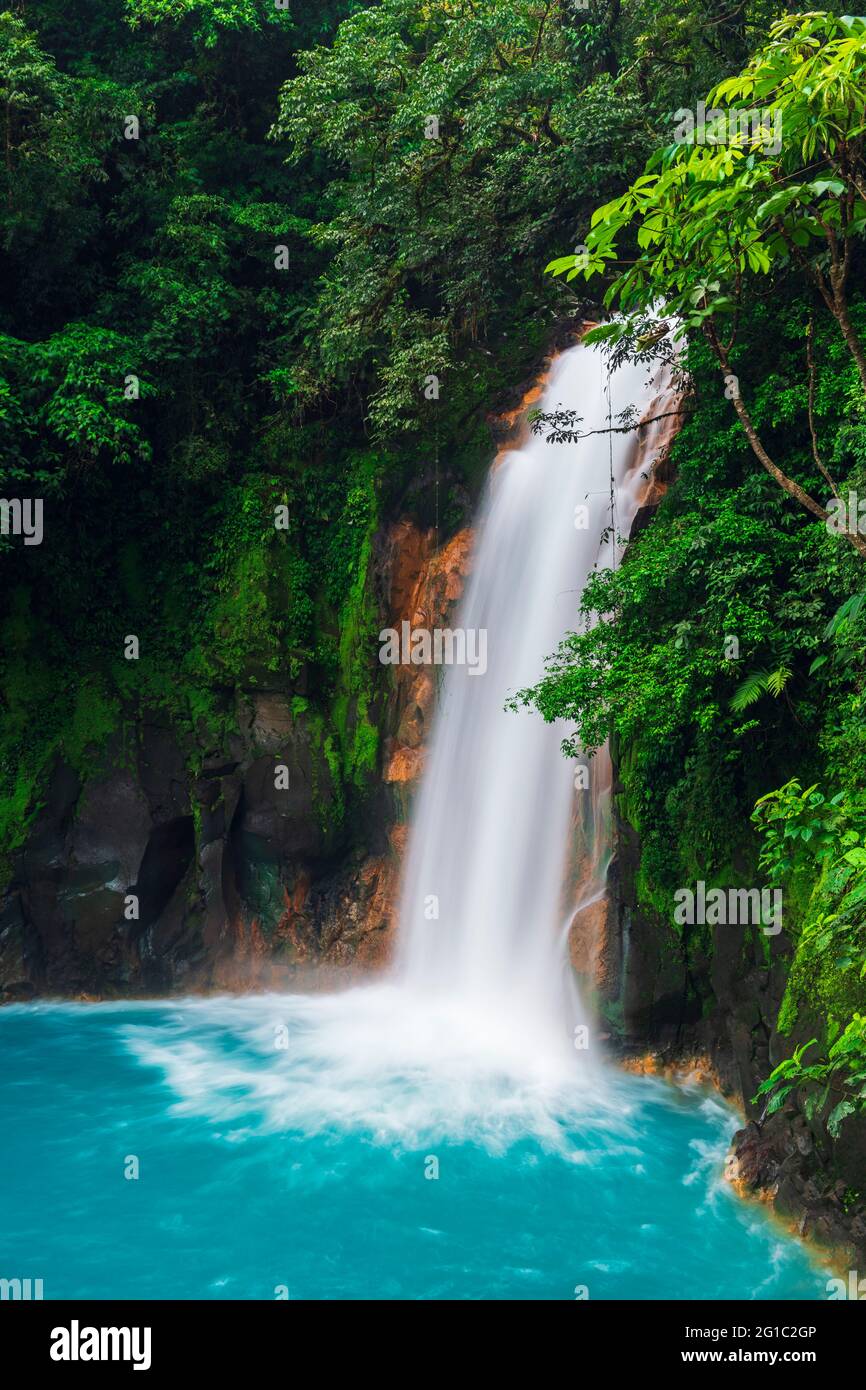 Rio Celeste Waterfall, Tenorio Volcano National Park, Guanacaste ...