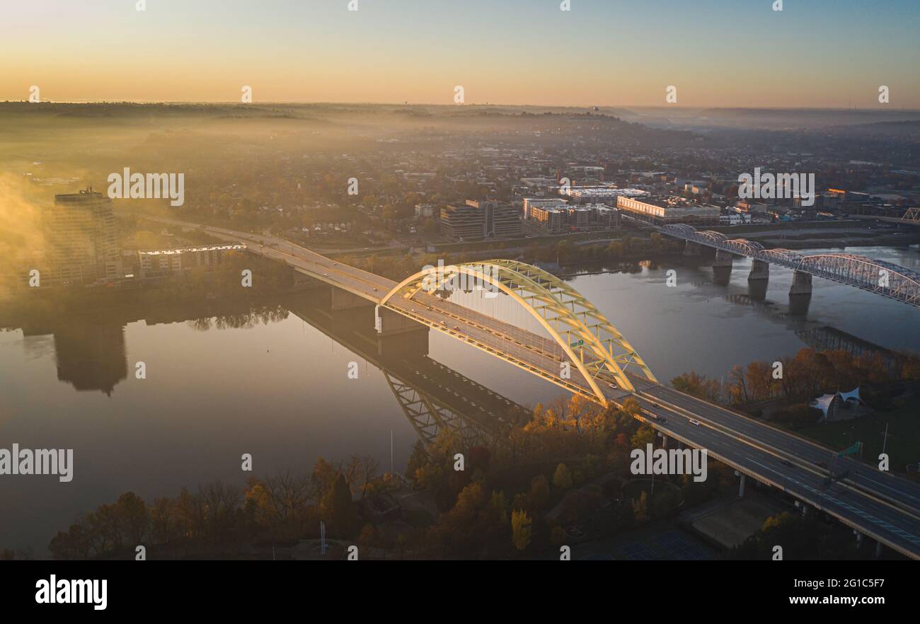 Cincinnati downtown aerial view, Ohio, USA skyline Stock Photo - Alamy