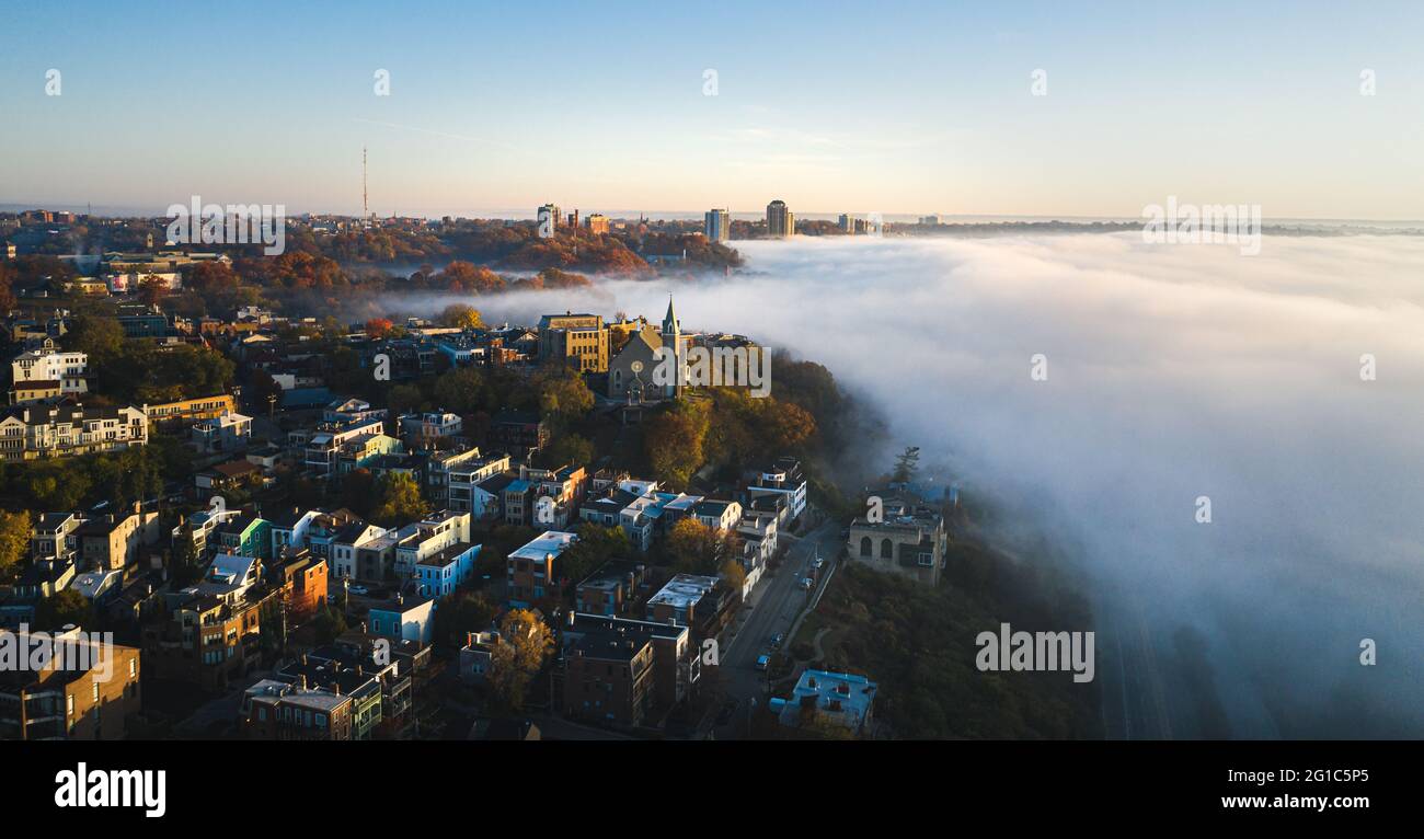 Mount adams cincinnati hi-res stock photography and images - Alamy