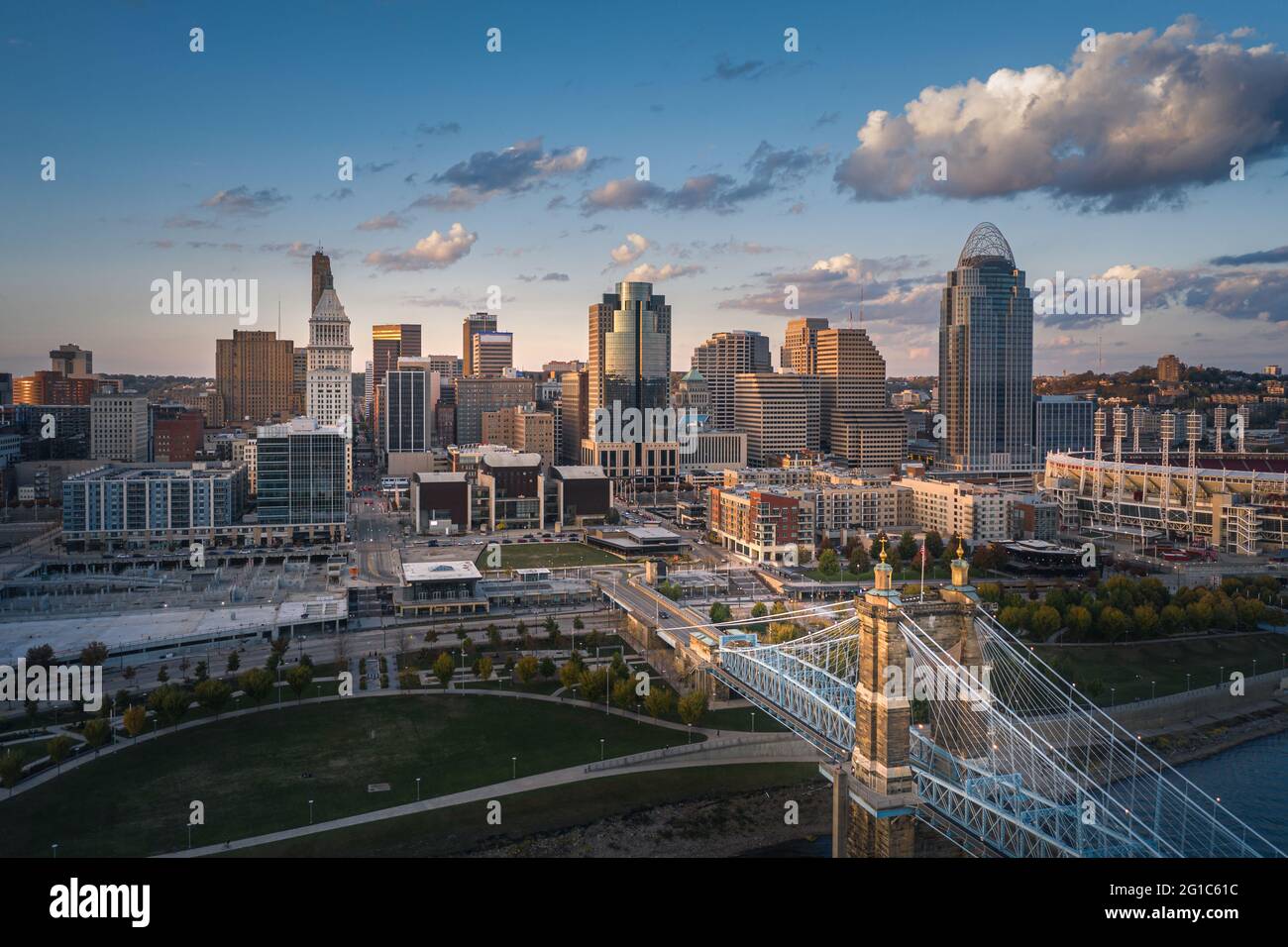 Cincinnati downtown aerial view, Ohio, USA skyline Stock Photo - Alamy