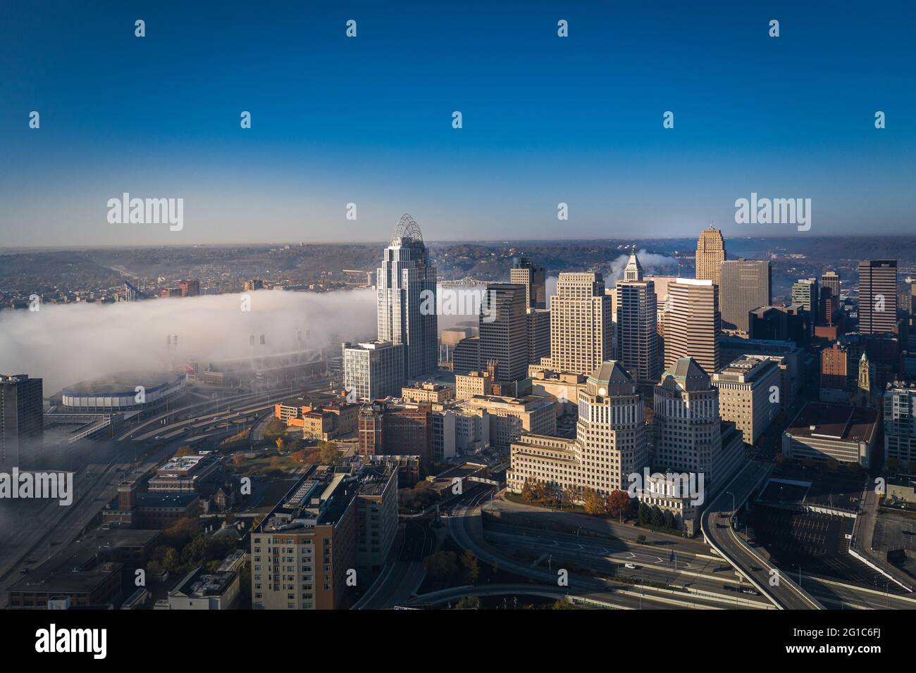 Downtown skyline cincinnati usa drone hi-res stock photography and ...