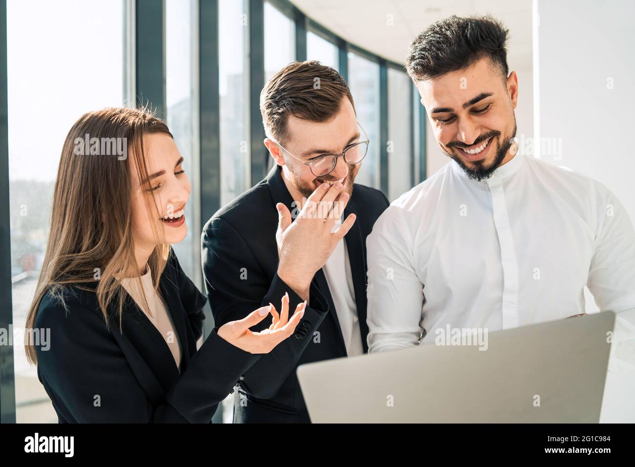 Cheerful company hi-res stock photography and images - Alamy